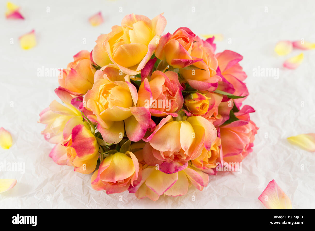Bouquet de roses blanches Banque de photographies et d’images à haute ...