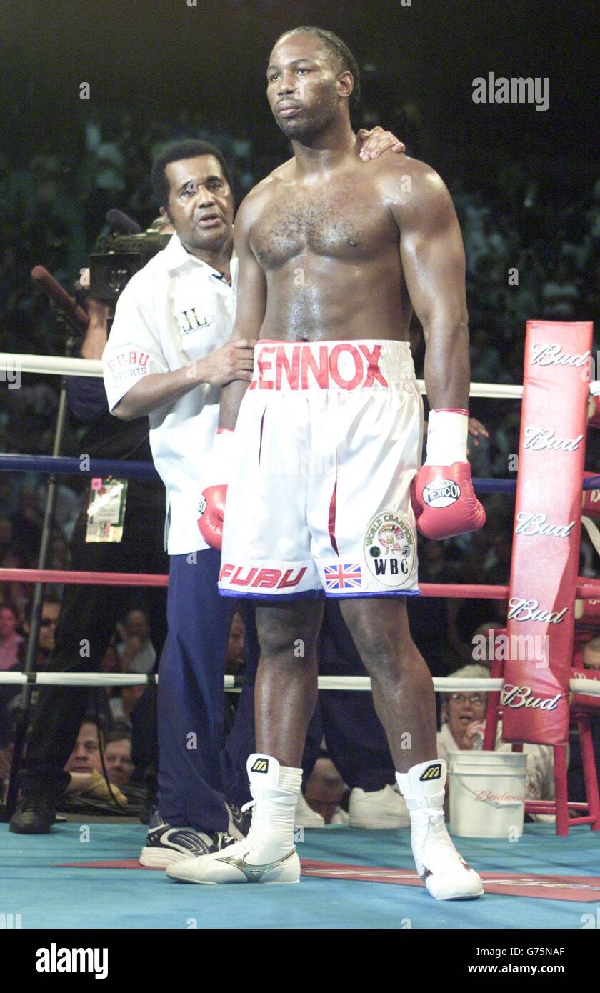 Mike tyson avant Banque de photographies et d’images à haute résolution ...