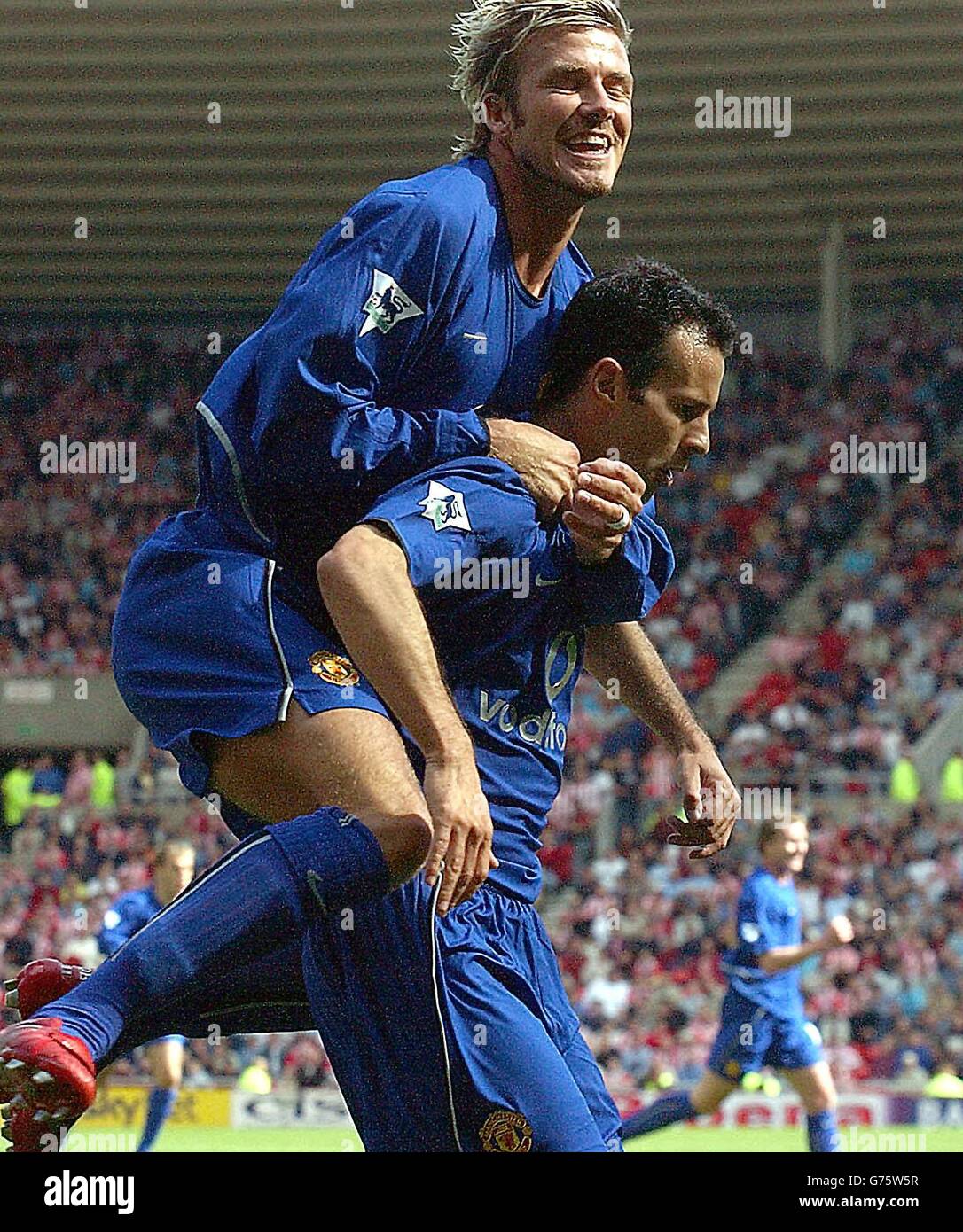 Sport football action david beckham ryan giggs Banque de photographies ...