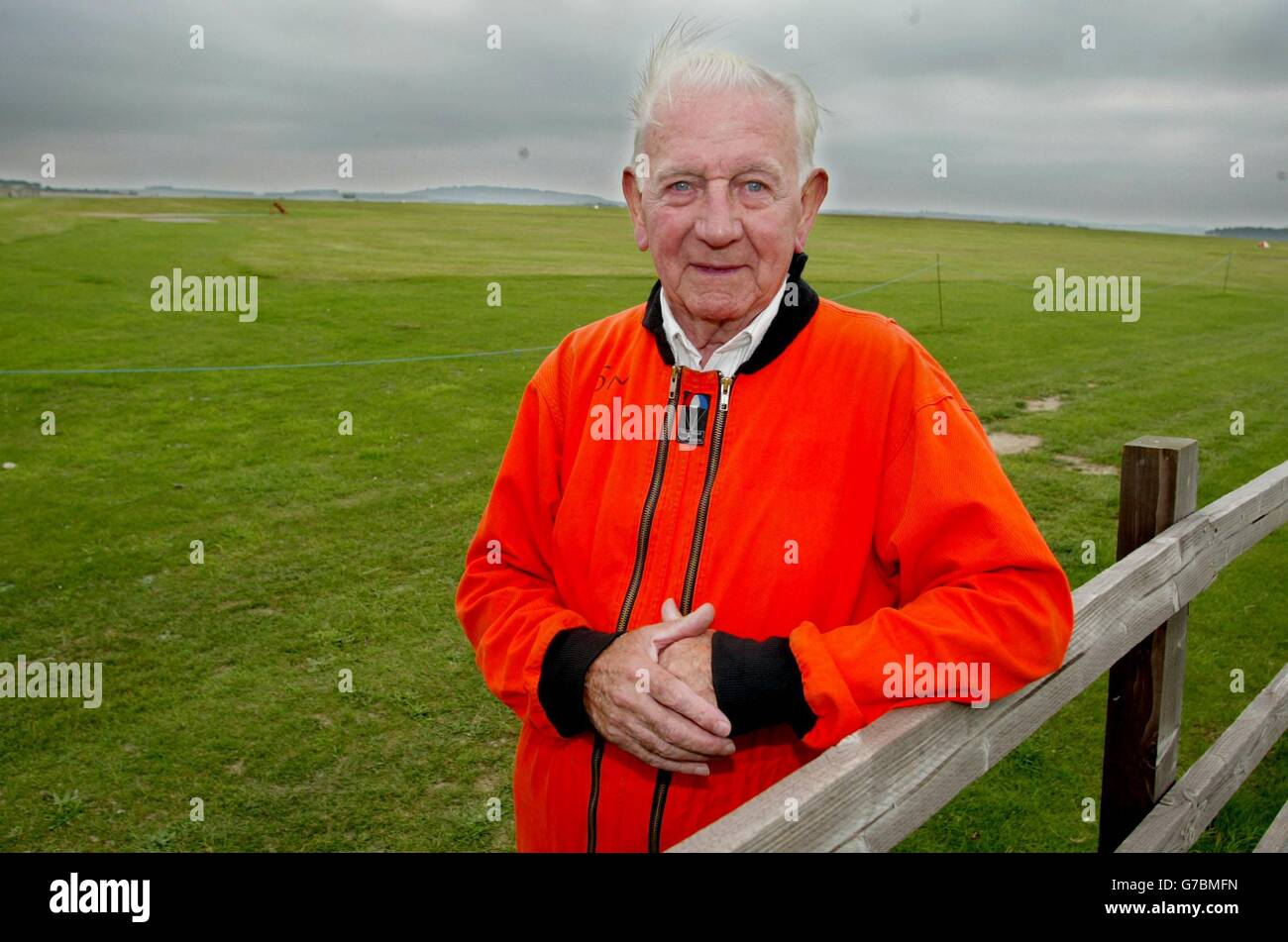 Bernard murphy 83 du wirral Banque de photographies et d’images à haute ...