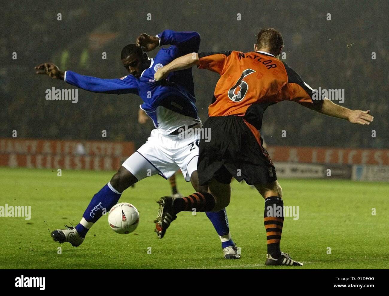 Sport football action trevor benjamin richard naylor Banque de ...