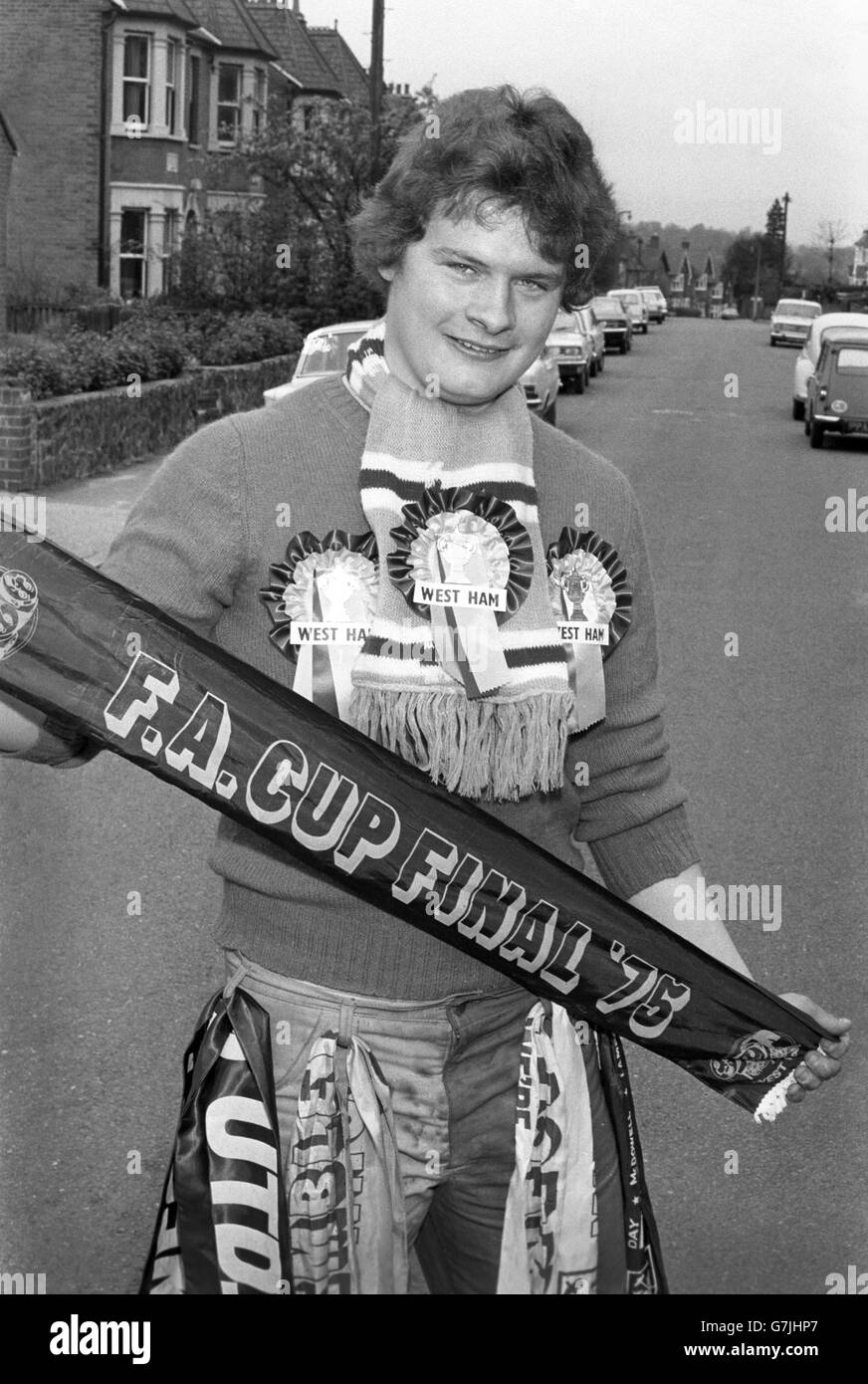 Ken Berner, fan de West Ham United, qui a teint ses cheveux (et son ...