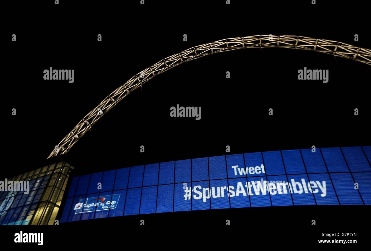 Wembley stadium arch Banque de photographies et d’images à haute ...