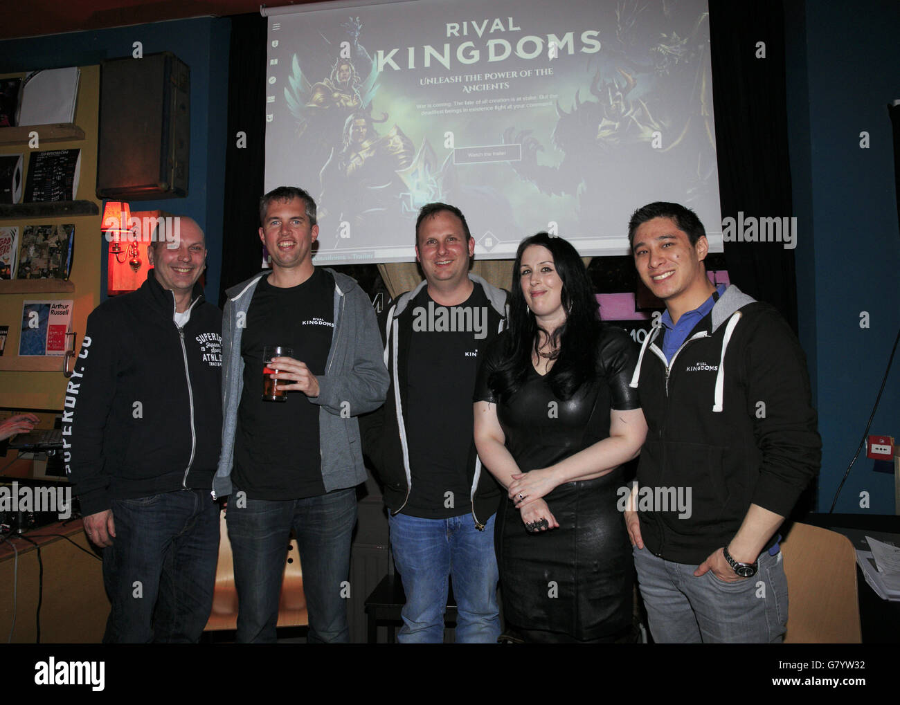 Lancement des royaumes rivaux Banque de photographies et d’images à ...