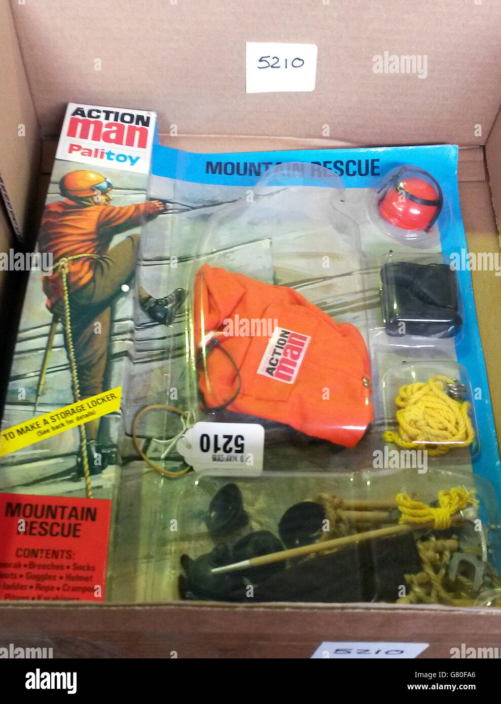 Action man toys Banque de photographies et d’images à haute résolution ...