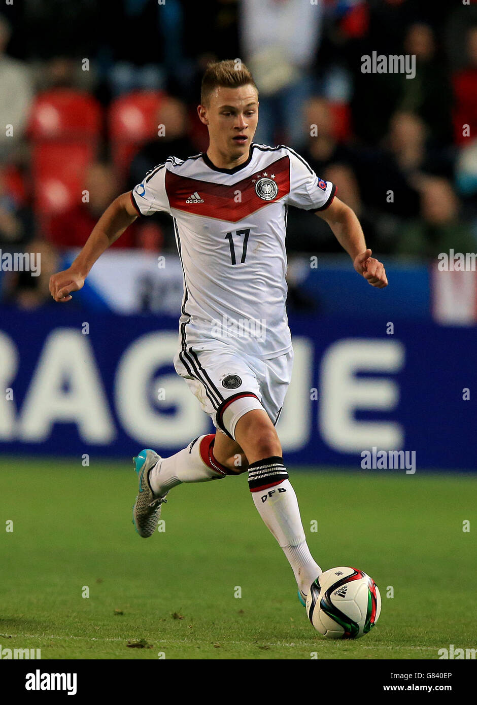 Kimmich germany uefa Banque de photographies et d’images à haute ...