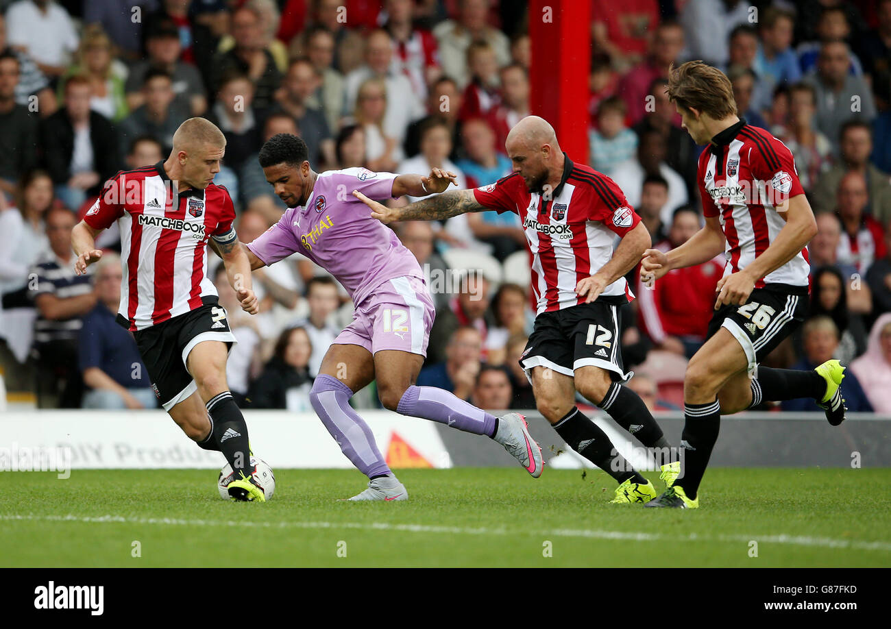 Alan mccormack et james tarkowski droit Banque de photographies et d ...