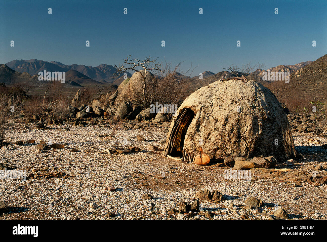 Himba hut Banque de photographies et d’images à haute résolution - Alamy