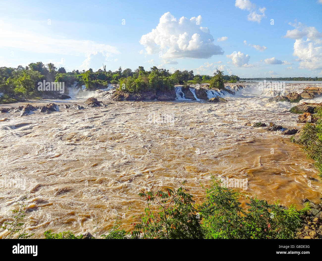 Chutes de khone phapheng Banque de photographies et d’images à haute ...