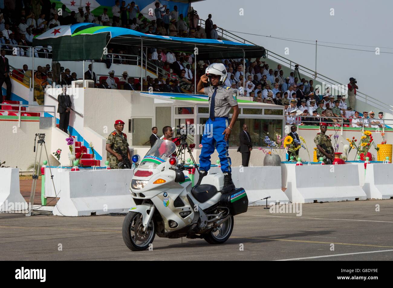 Motorcycle acrobatics Banque de photographies et d’images à haute ...