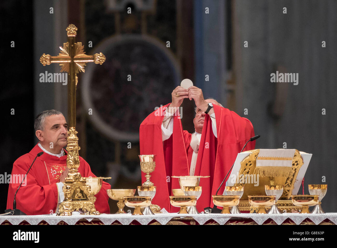 Pallium mass Banque de photographies et d’images à haute résolution - Alamy