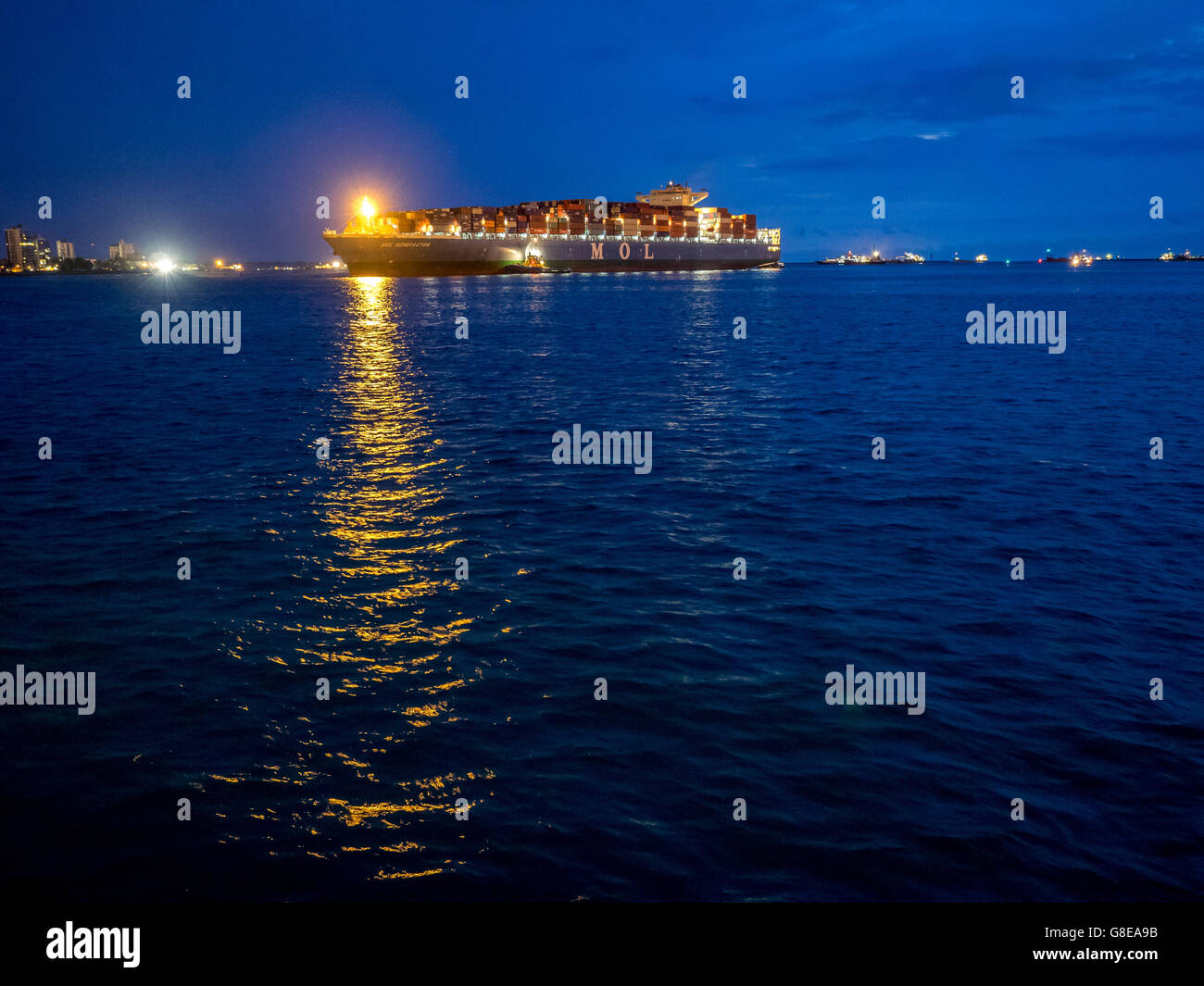 Mit colon panama Banque de photographies et d’images à haute résolution ...