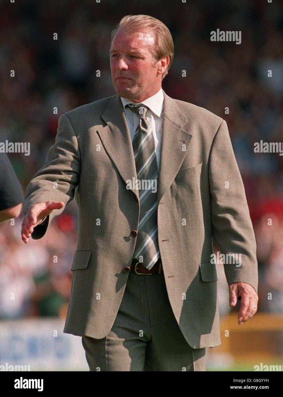 Dave bassett nottingham forest Banque de photographies et d’images à ...