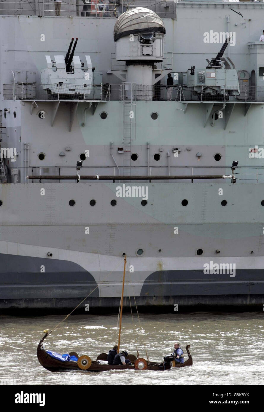 Le Lillie Draken, une réplique de 21' bateau viking construit par David ...