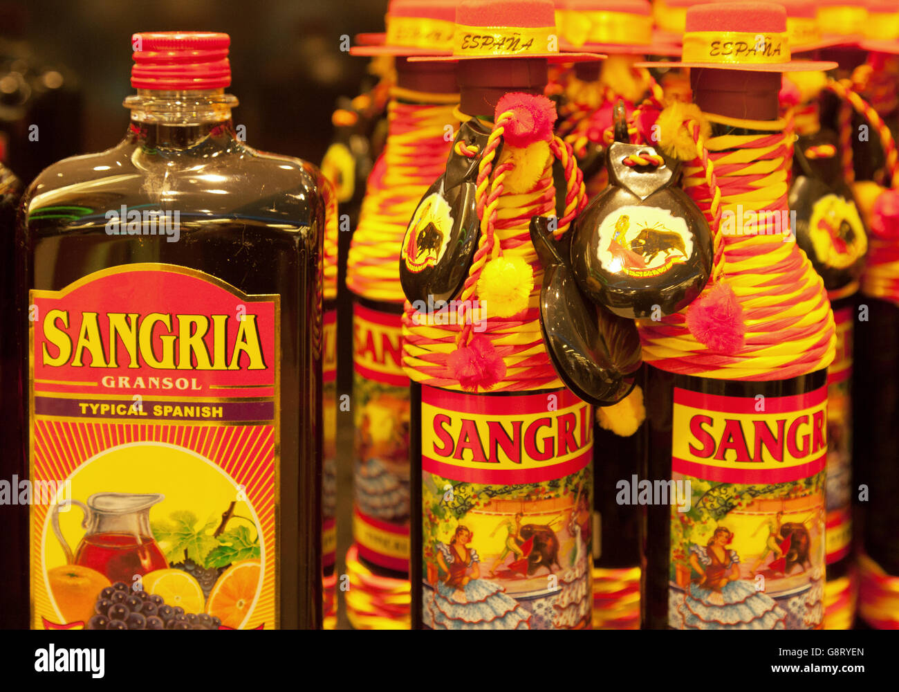 Sangria à vendre , duty free shop, l'aéroport de Palma, Majorque ...