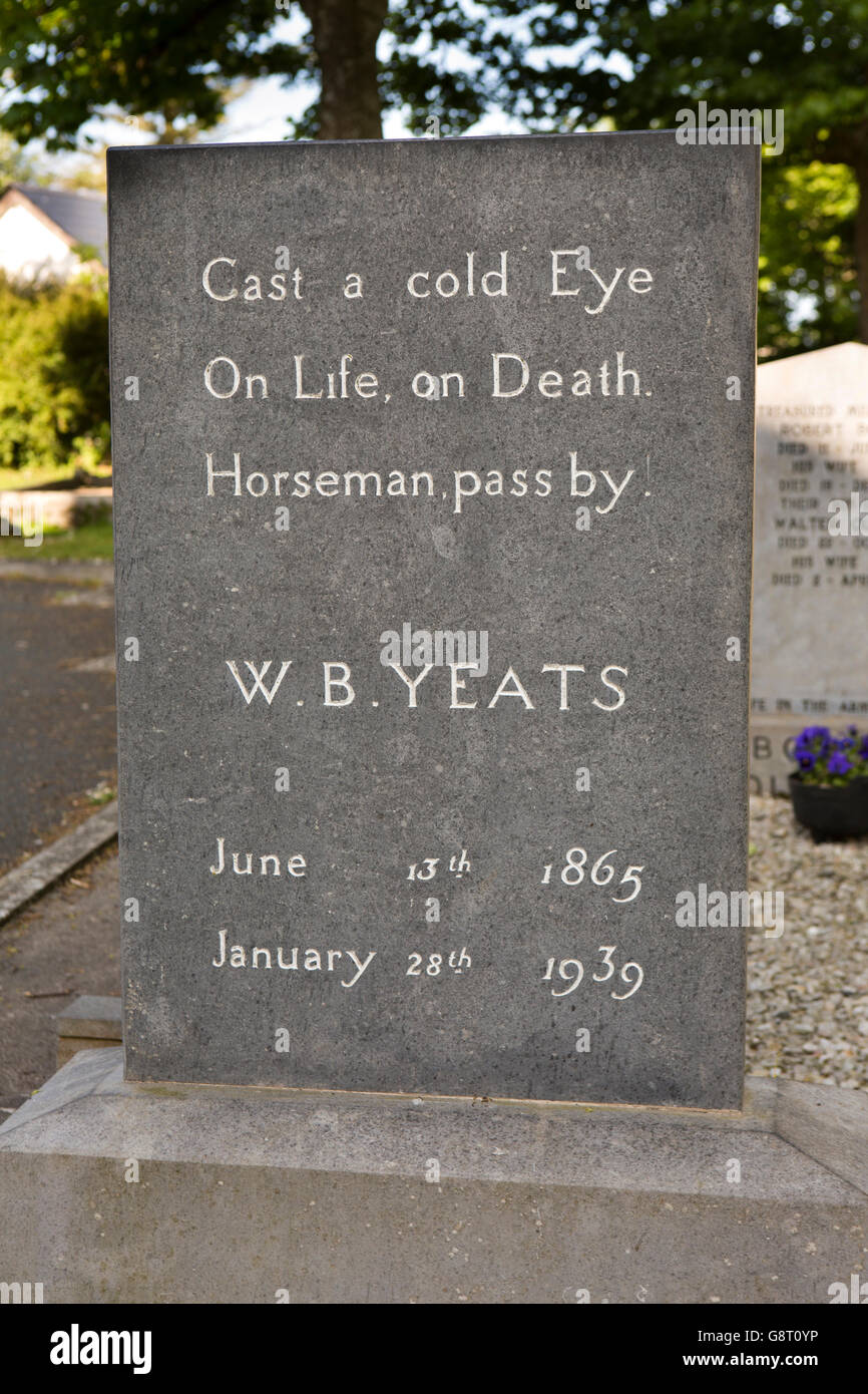 Tombe de wb yeats Banque de photographies et d’images à haute résolution - Alamy