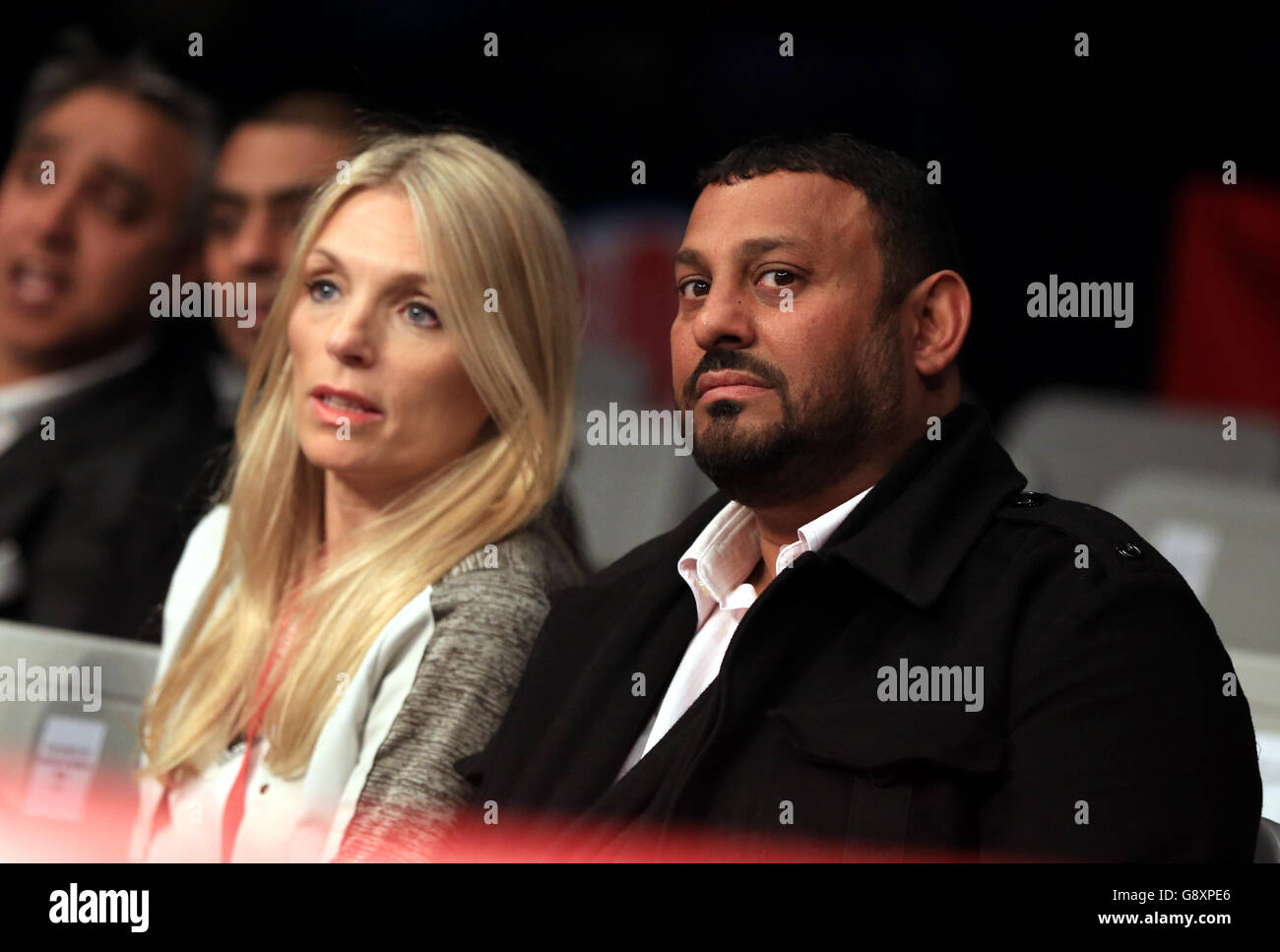 L'ancien boxeur Prince Naseem Naseem Hamed regarde à la Copper Box ...