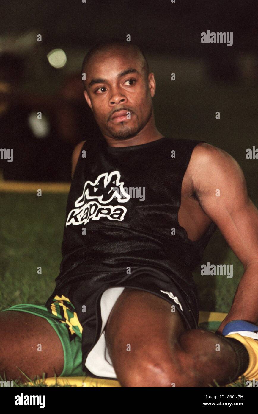 Fitzroy simpson of jamaica Banque de photographies et d’images à haute ...