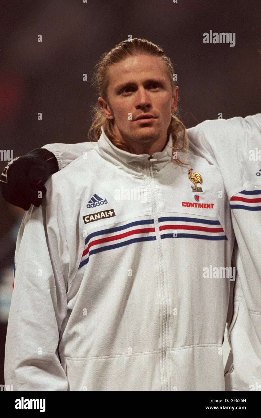 La france football emmanuel petit Banque de photographies et d’images à ...
