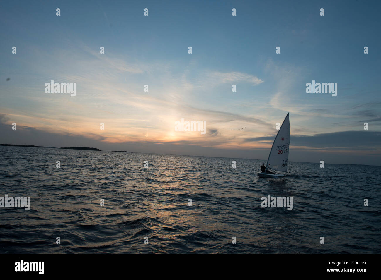 Bateau laser Banque de photographies et d’images à haute résolution - Alamy