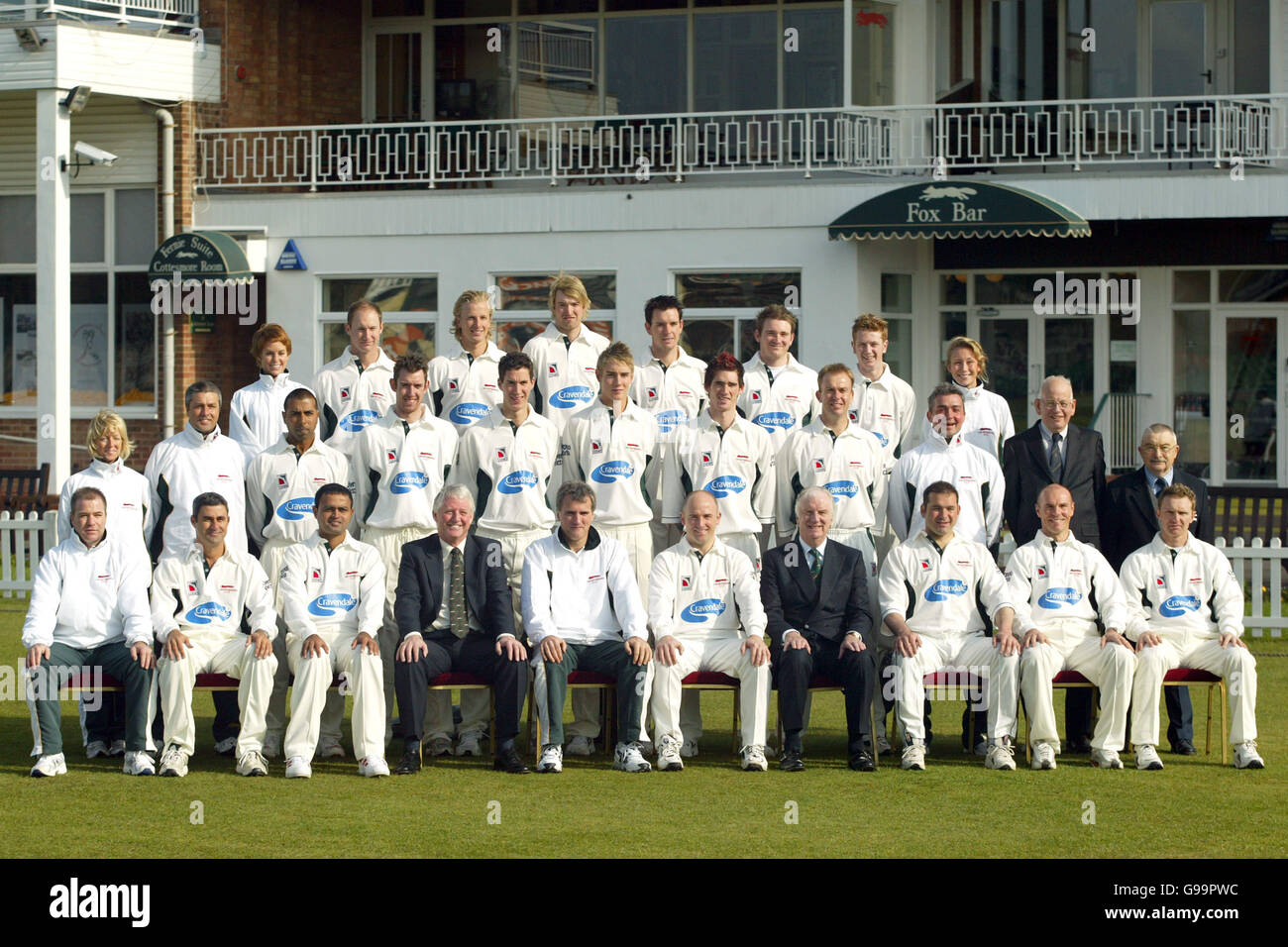 Cricket leicestershire county cricket club 2006 photocall grace road ...