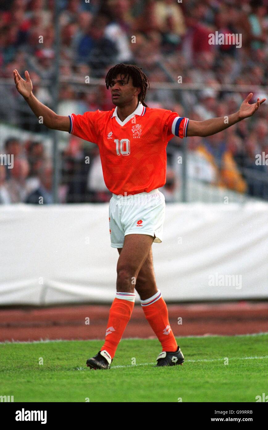 Ruud gullit Banque de photographies et d’images à haute résolution - Alamy