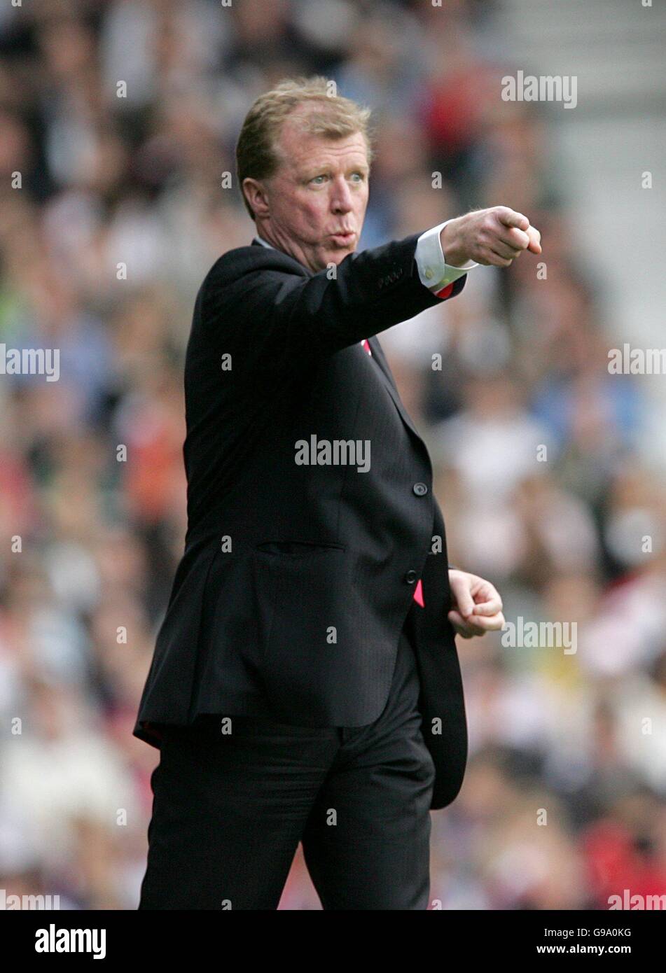 Soccer - FA Barclays Premiership - Fulham v Middlesbrough - Craven ...
