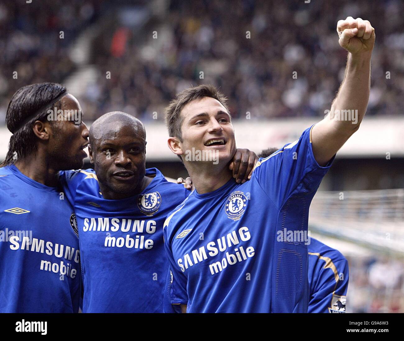 Frank lampard et didier drogba Banque de photographies et d’images à ...