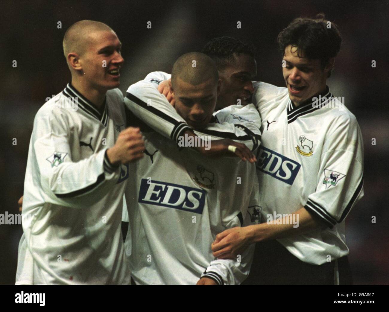 Derby countys darryl powell gauche Banque de photographies et d’images ...