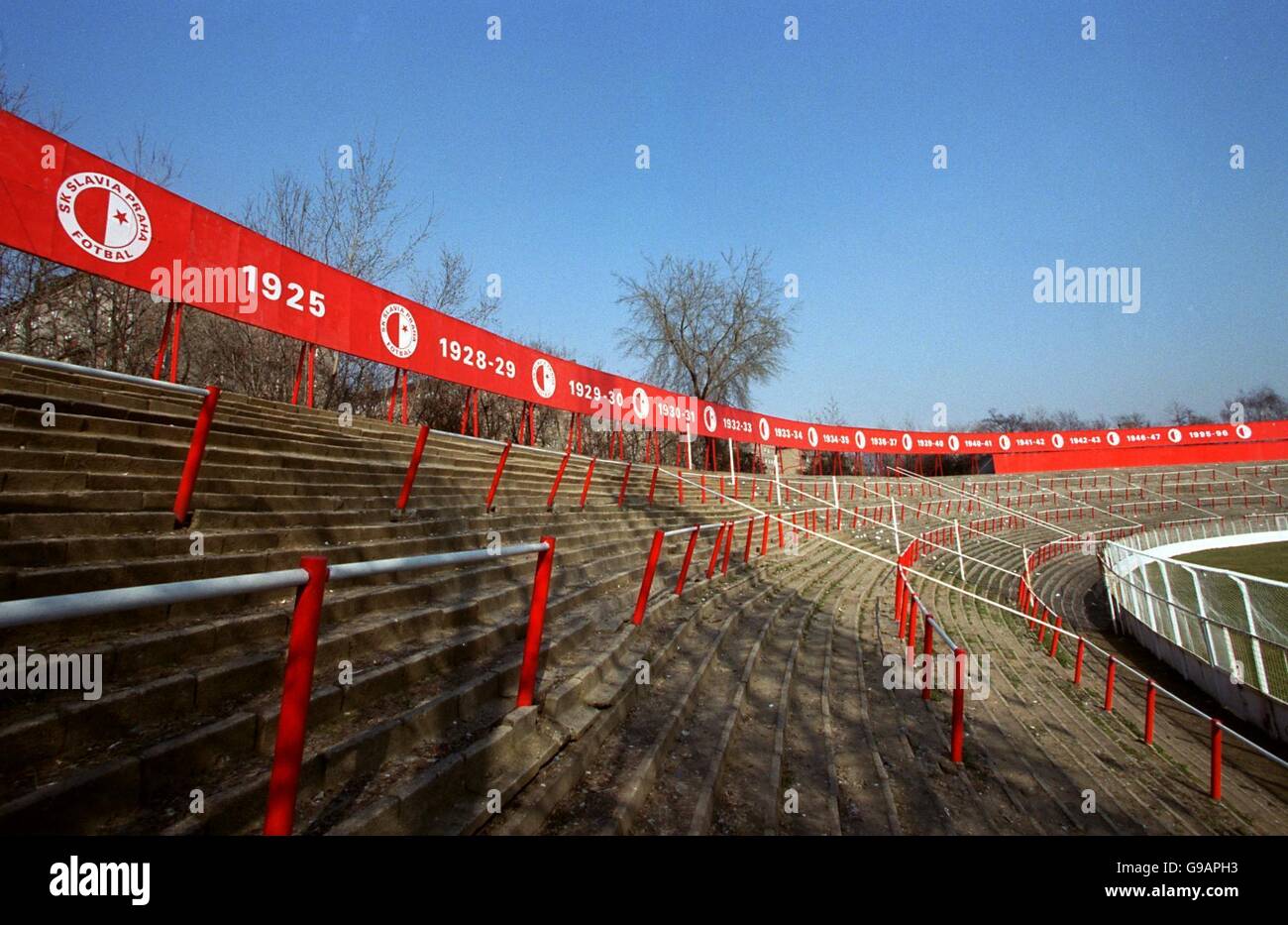 Sk slavia prague stadium eden Banque de photographies et d’images à ...