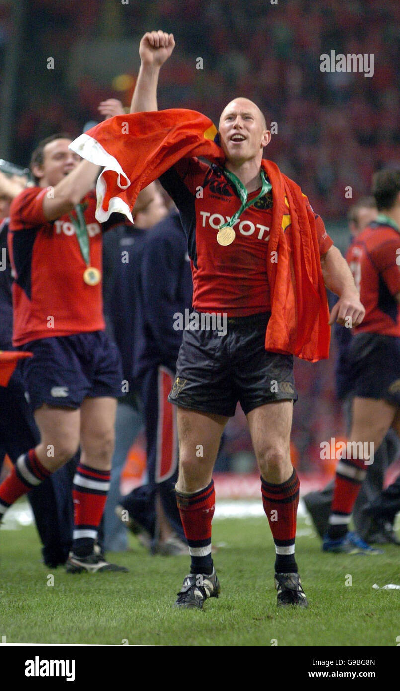 Peter Stringer de Munster célèbre la victoire de son équipe sur ...