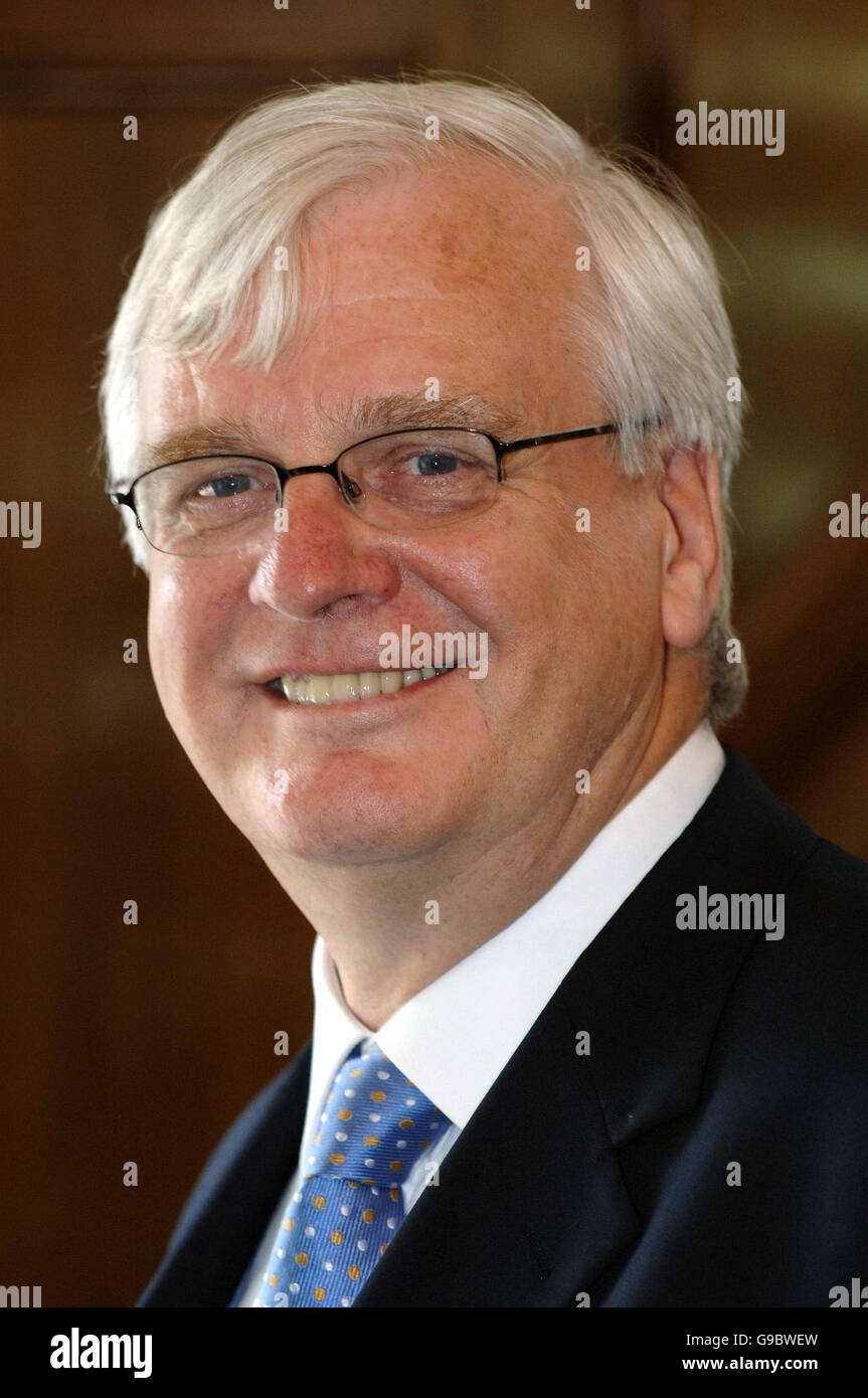 Monsieur alistair graham Banque de photographies et d’images à haute résolution - Alamy