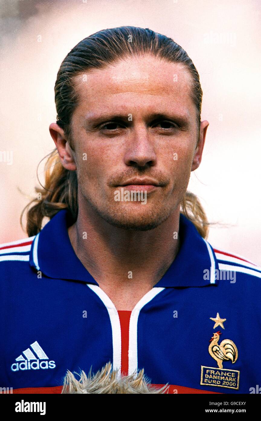 La france football emmanuel petit Banque de photographies et d’images à ...