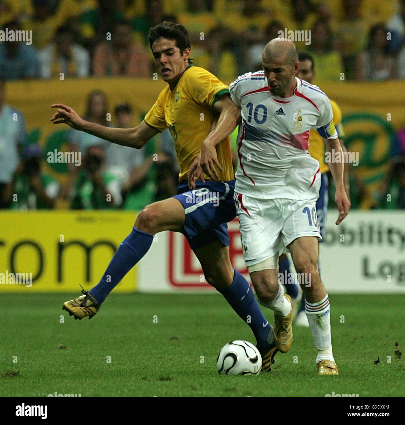 Brazil and zinedine zidane Banque de photographies et d’images à haute ...