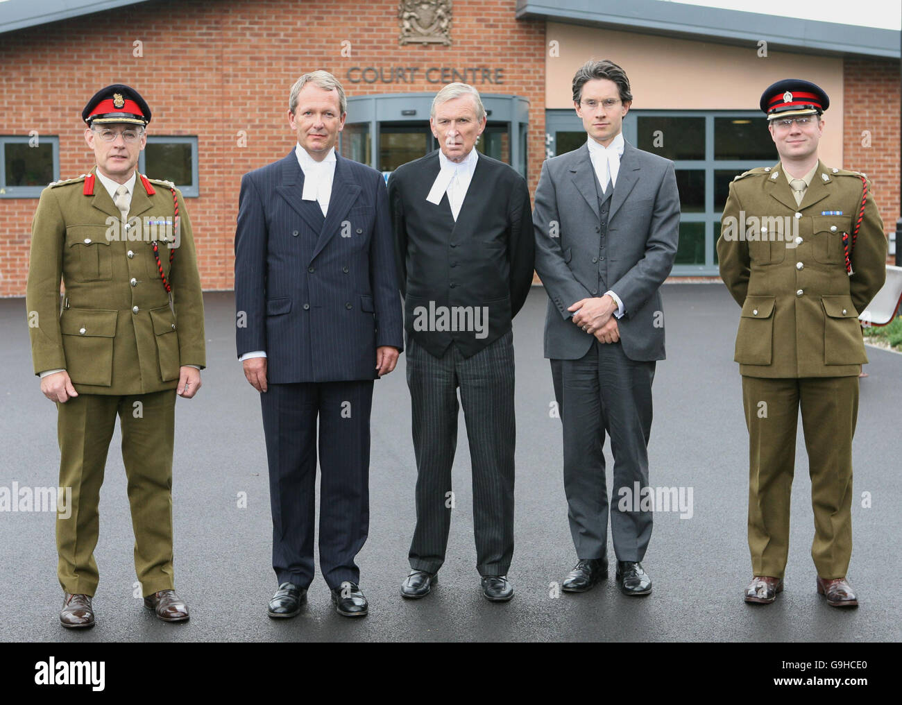 Tribunal militaire Banque de photographies et d’images à haute ...