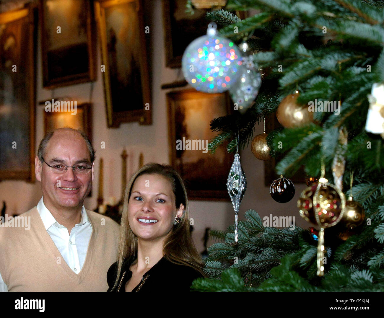 L'honorable Simon Howard et son épouse Rebecca ont fini de décorer l ...