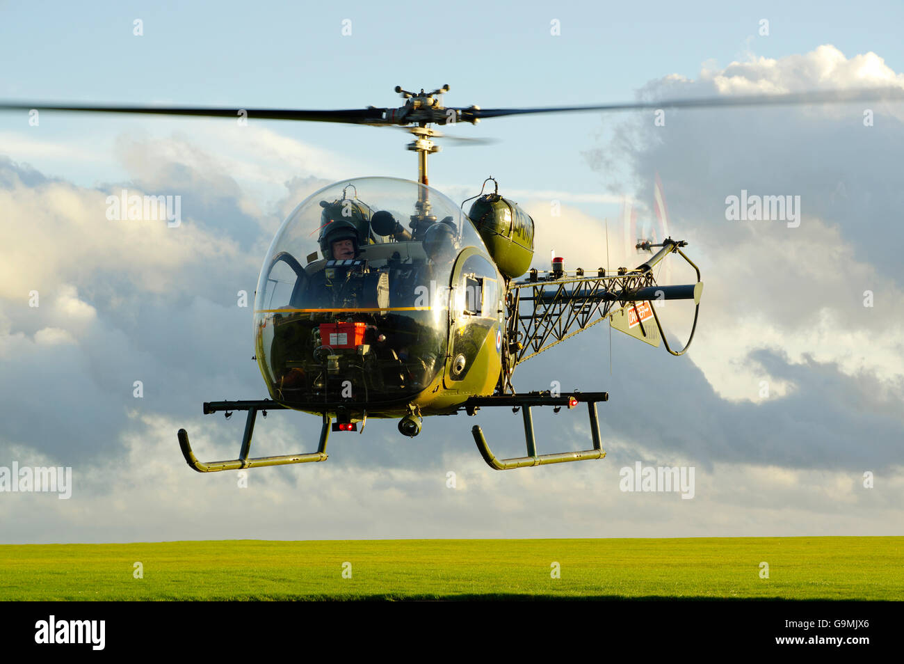 Bell 47g Banque de photographies et d’images à haute résolution - Alamy