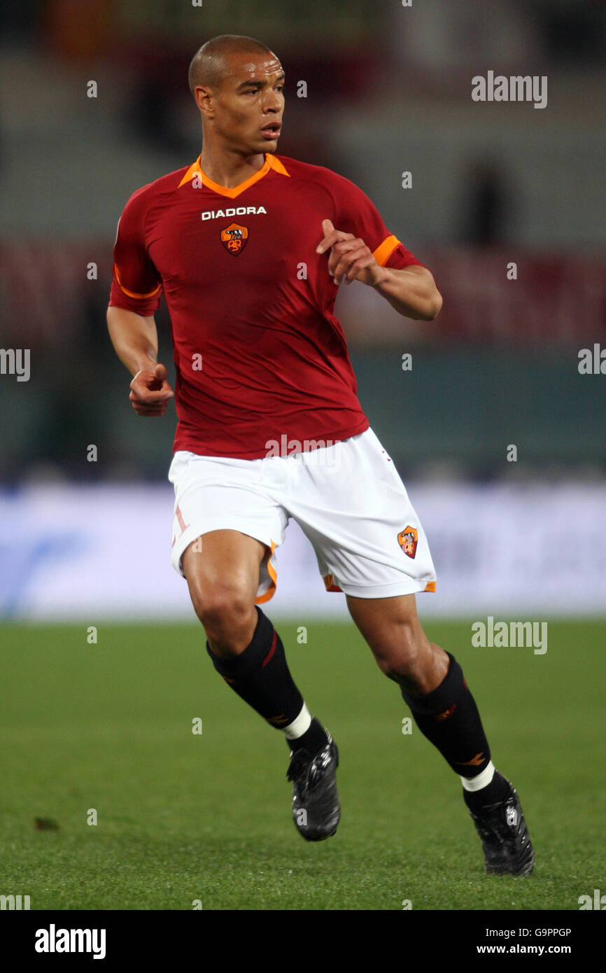 Ferrari roma Banque de photographies et d’images à haute résolution - Alamy