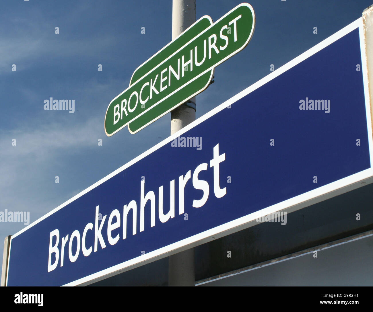 Signe de totem de chemin de fer Banque de photographies et d’images à ...