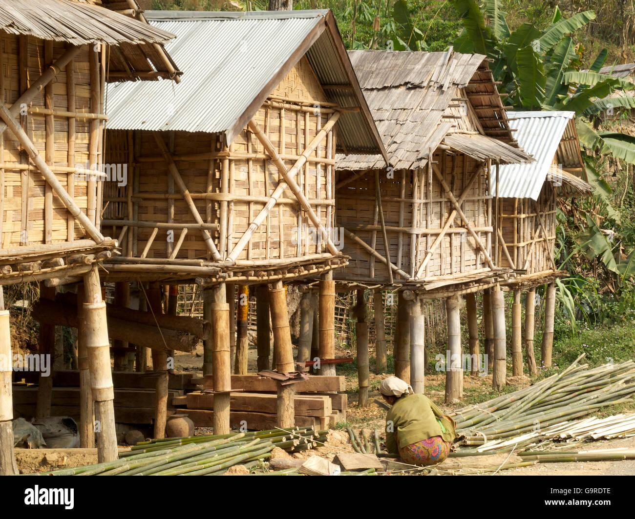 Bamboo huts Banque de photographies et d’images à haute résolution - Alamy