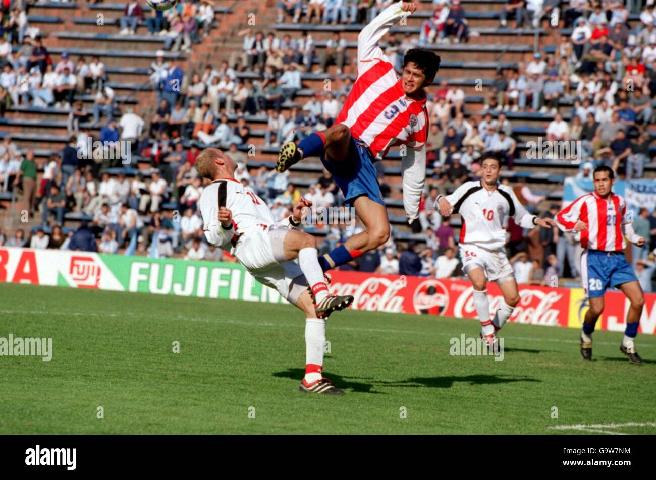 Paraguays jose devaca survole mohamed el Banque de photographies et d ...