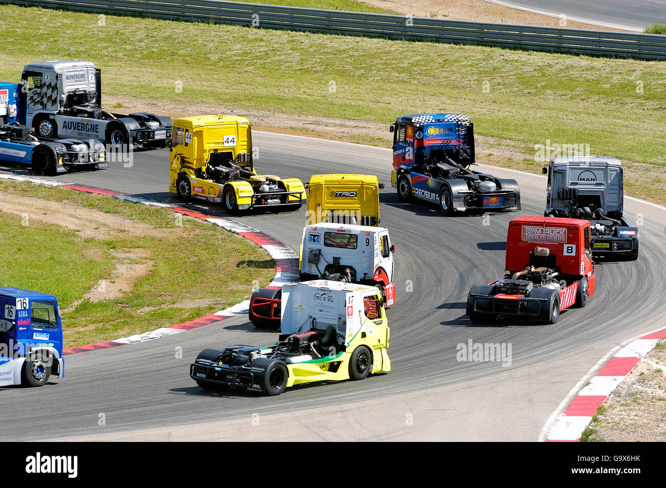 En pleine course camions lors de championnat de France de course de ...