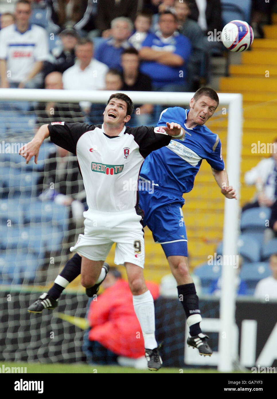 Stockport v rotherham united Banque de photographies et d’images à ...