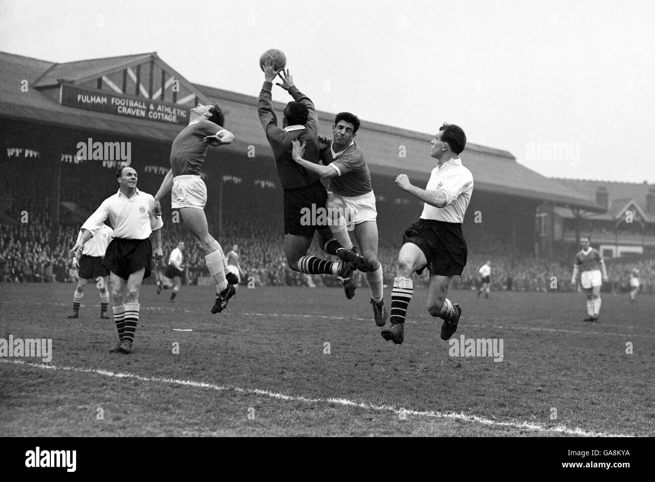 Action football britaincollectionfeatureyear1960 ...