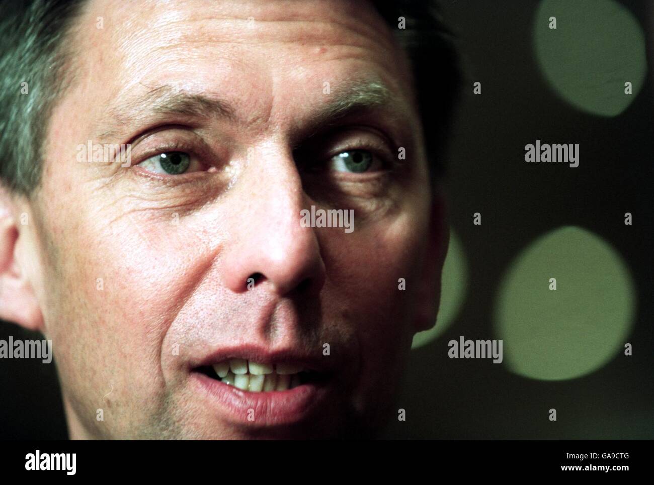 Atletismo lanzamiento de un plan potencial de clase mundial para el ...