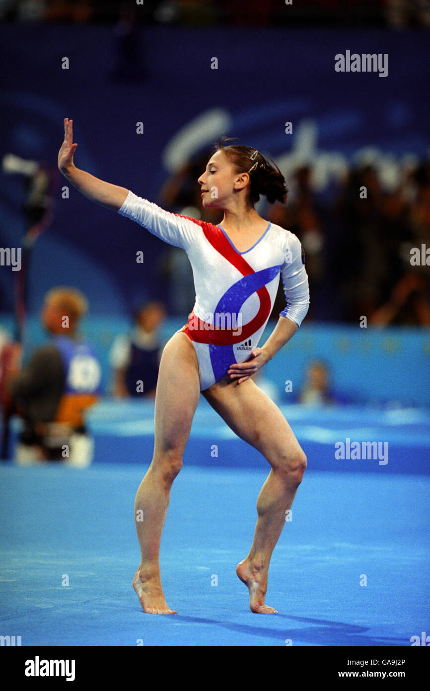 Andrea raducan Banque de photographies et d’images à haute résolution ...