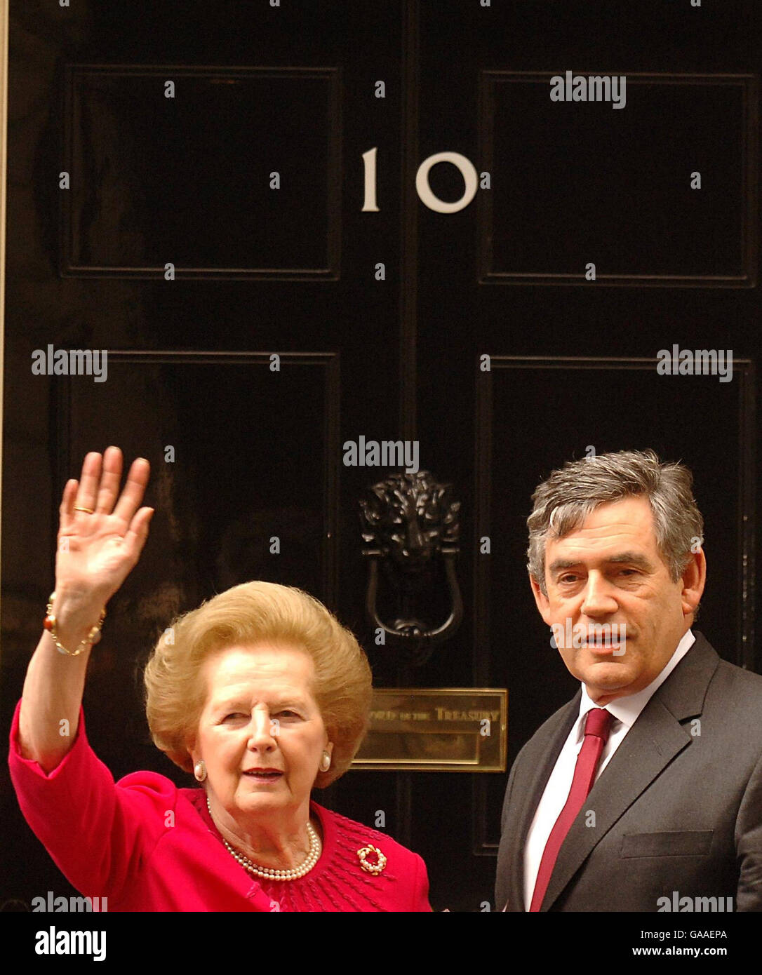 Thatcher visite downing street Banque de photographies et d’images à ...