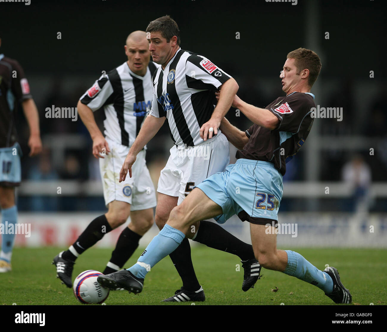 Spotland stadium Banque de photographies et d’images à haute résolution ...