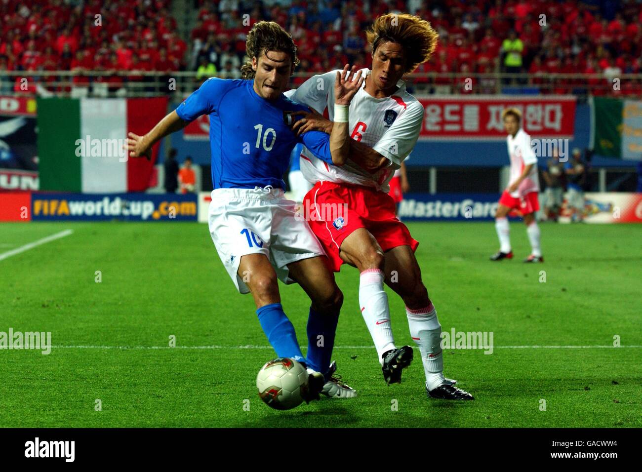 Francesco totti fifa world cup 2002 Banque de photographies et d’images ...
