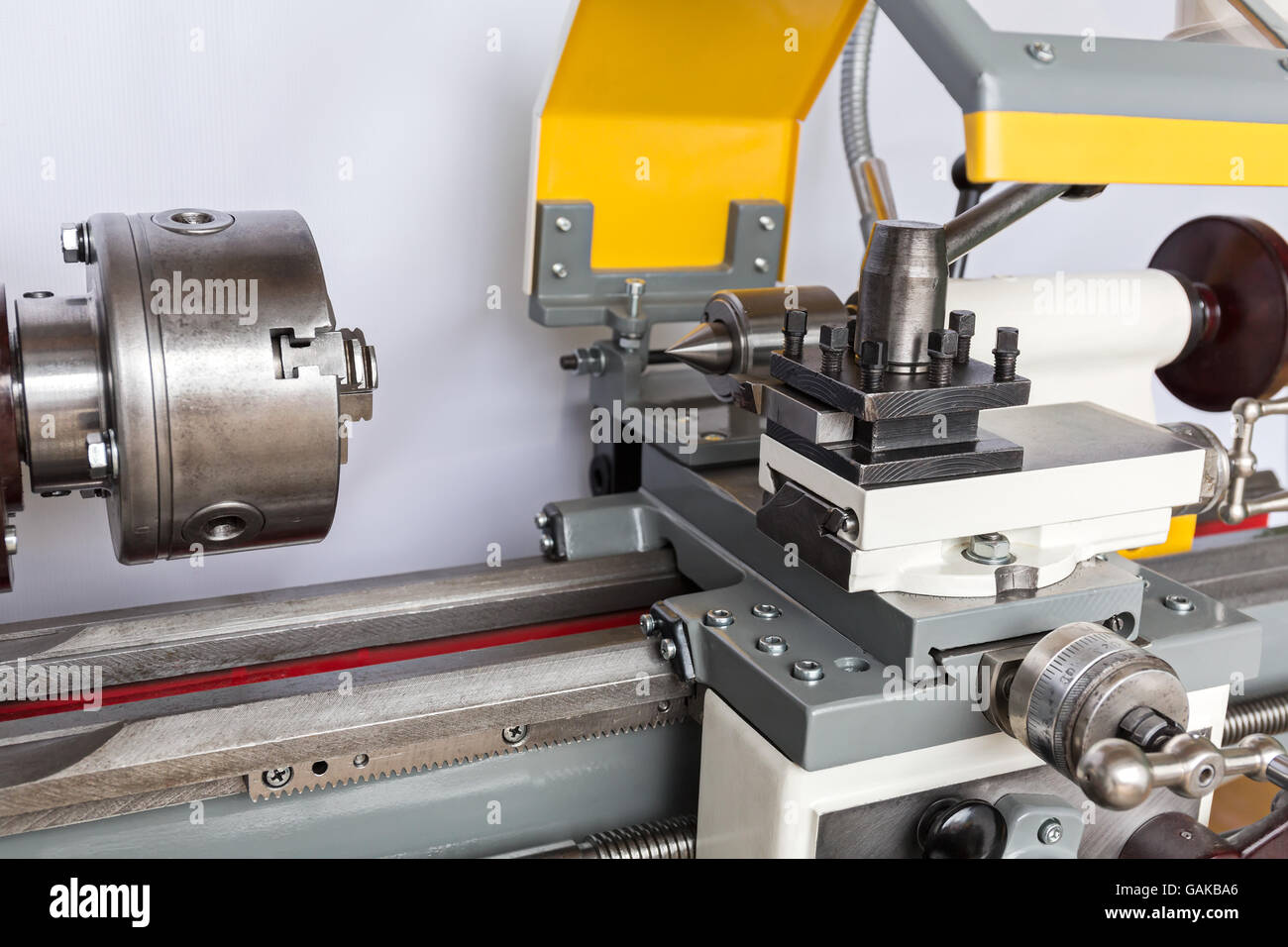 Lathe in machine shop Banque de photographies et d’images à haute ...